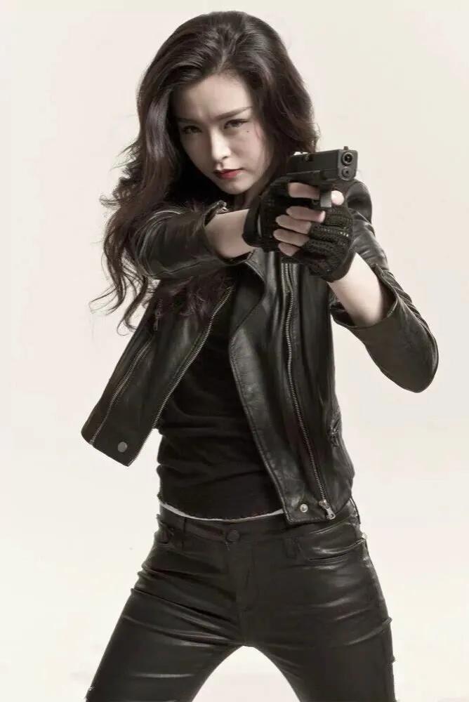 Wen Yongshan, a Hong Kong model, who plays Xu Weixiong - iNEWS