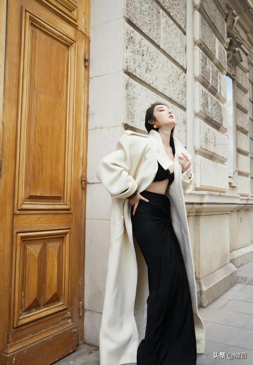 No wonder Jiang Mengjie is on the hot search, you see how she wears in Cannes, who has such ...
