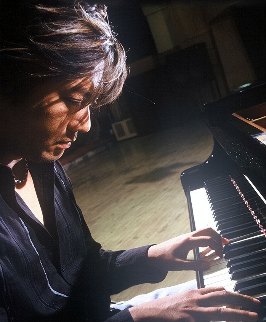 Musician Lin Hai: Soliciting high-profile marriages on the Internet ...