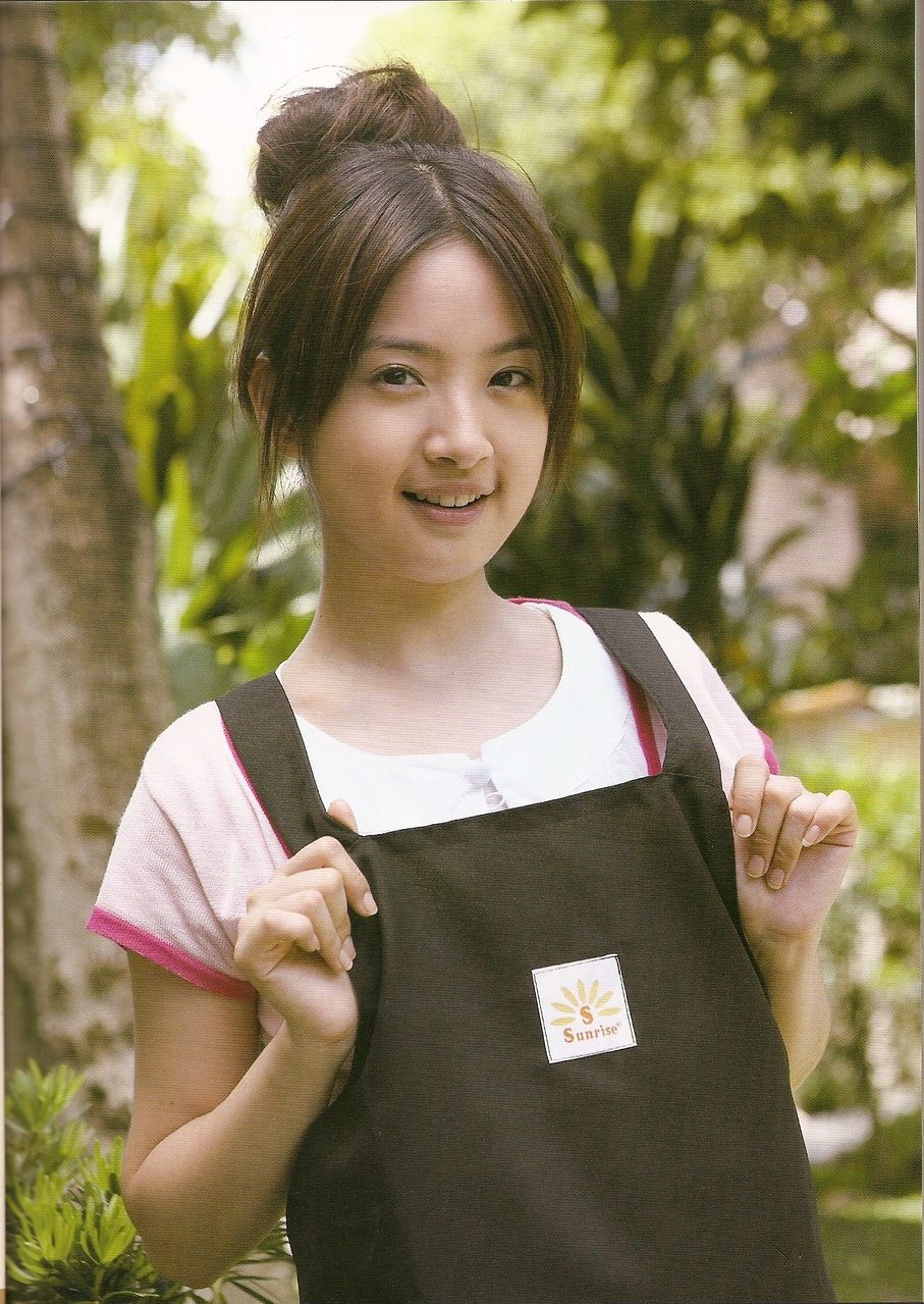 How is Ariel Lin, who was remembered by Hu Ge and devoted her life to ...