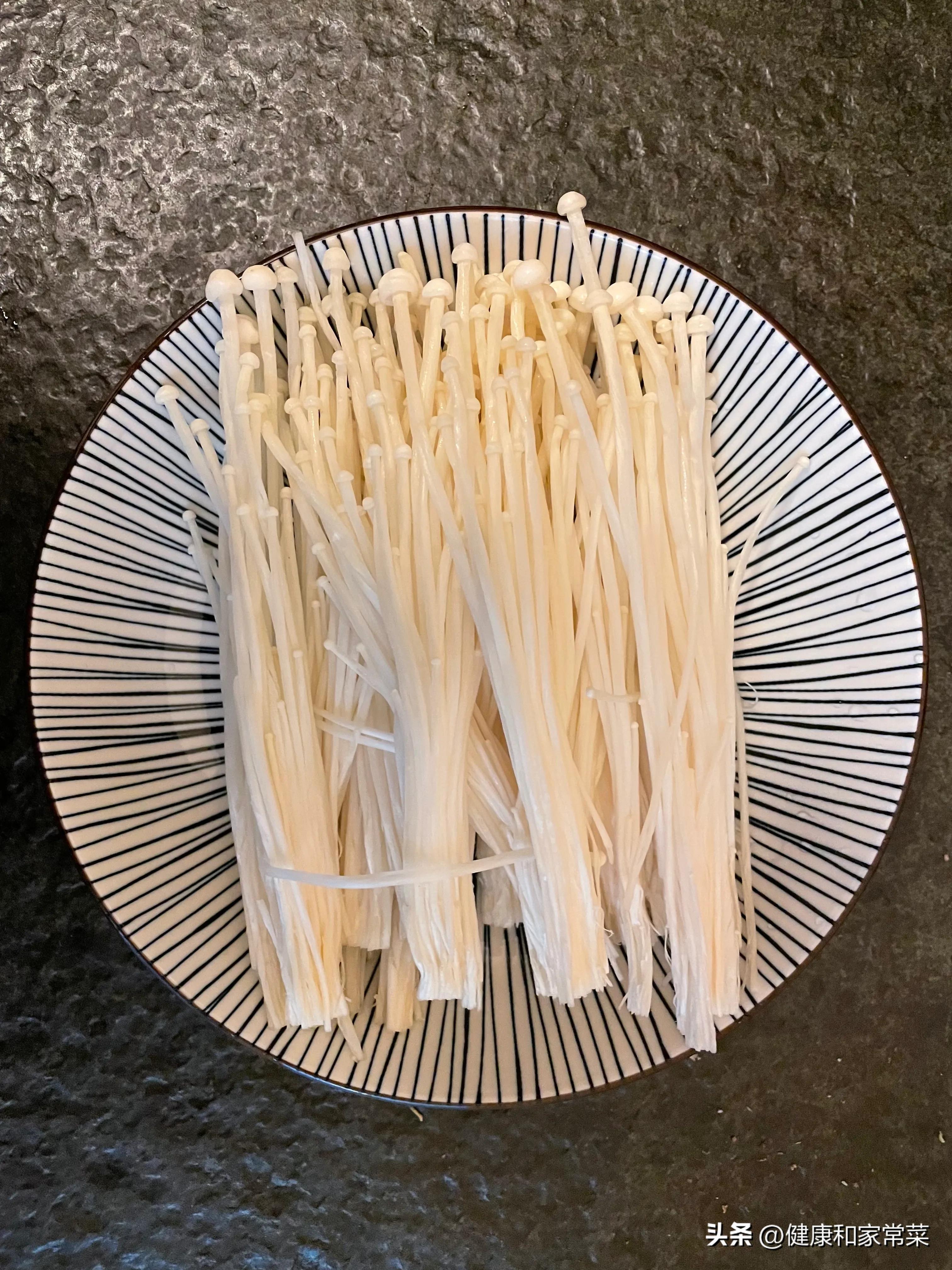 Tomato Basa fish vermicelli pot, this is too delicious - iNEWS