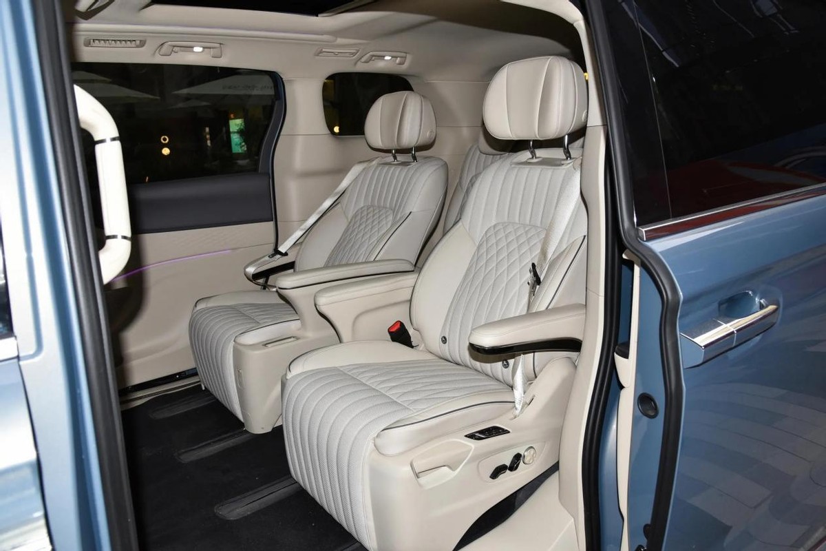 Is it more suitable for business travel than Tengshi D9? The length of ...