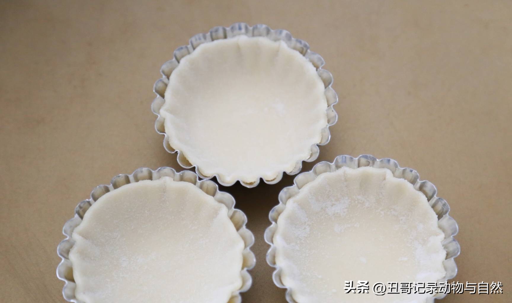 Egg tart 1 bag of milk, 2 eggs, 9 dumpling wrappers - iMedia