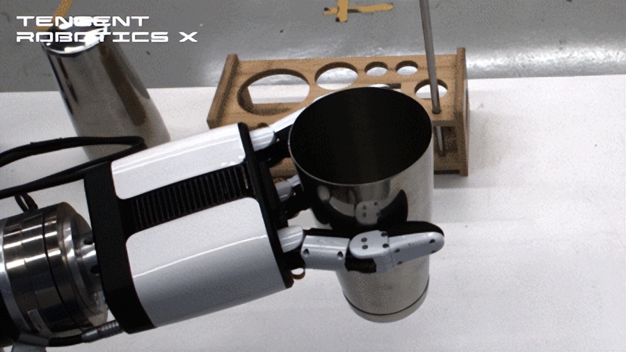 Handy than the master! Tencent unveils new advances in super-powerful ...