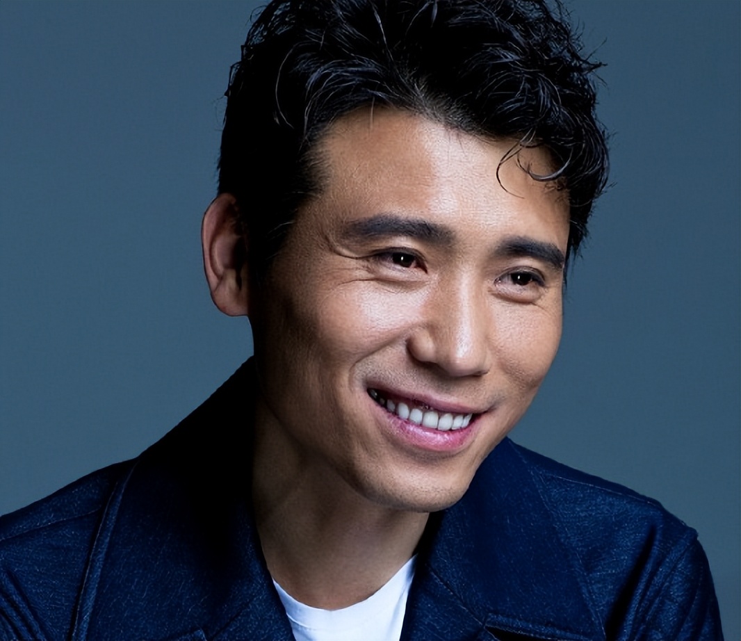 "The Second Generation of Stars" Li Naiwen: Played a supporting role ...