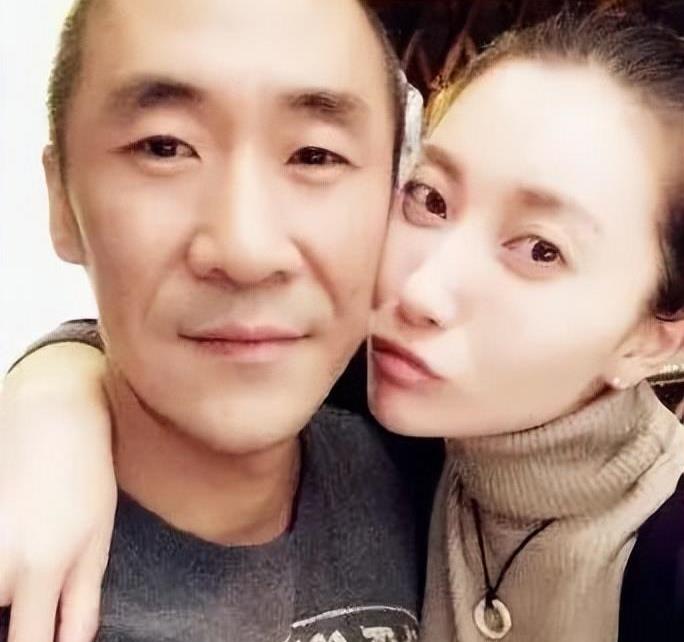 Zhang Zinan: He made a scene at Zhang Ziyi's engagement party and treated his sister as a cash ...