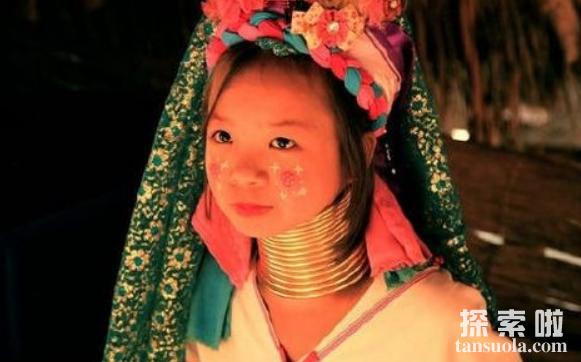 The longest neck in the world, the neck of the Burmese long-necked ...