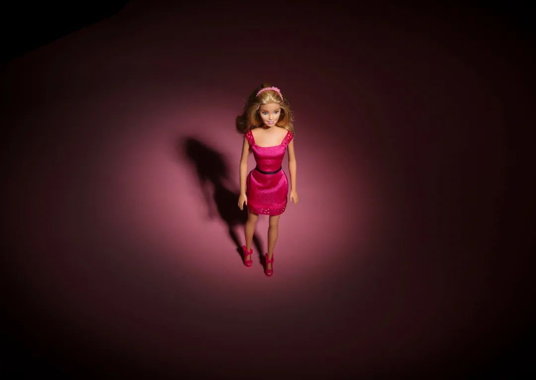 The Black Mirror Effect in the Popularity of "Barbie" - iNEWS