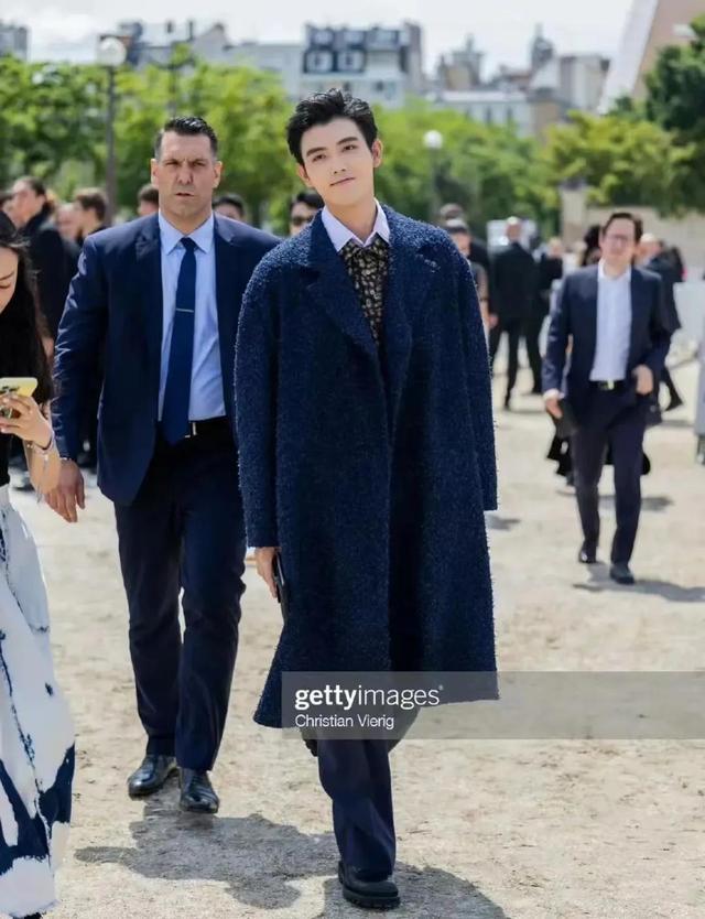 The eldest son of Chen Kaige seldom attends the fashion week, his ...