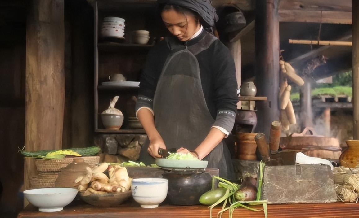 44-year-old Tang Wei, the manor-style "mansion" is on fire, growing ...