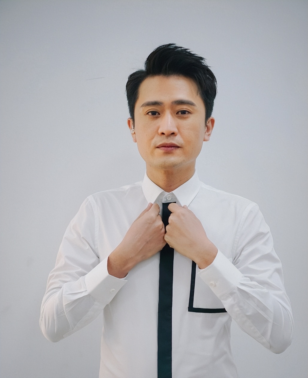 Host Yang Fan: Married ordinary wife Li Songqi, gave birth to two ...