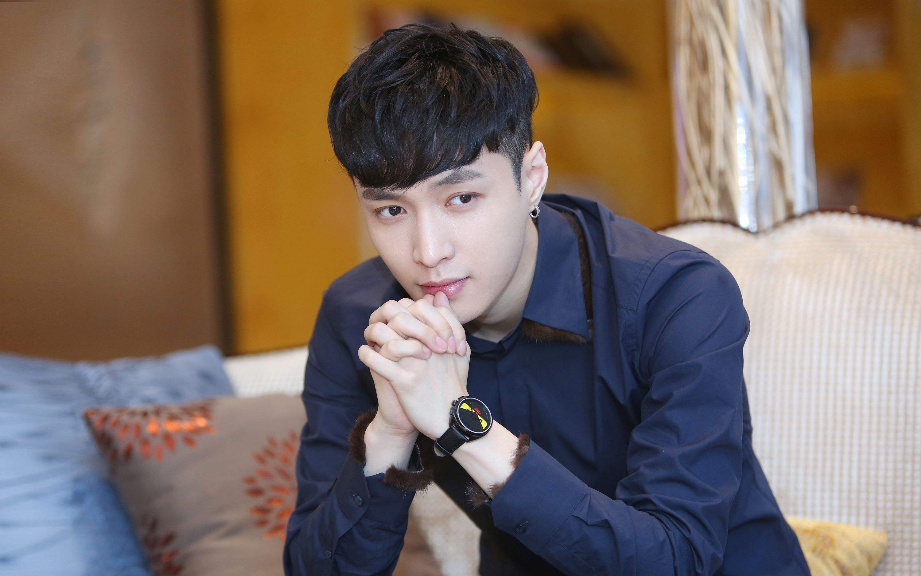 Entertainment Comments: Zhao Liying, Zhang Yixing, Wu Lei, Wang Anyu ...