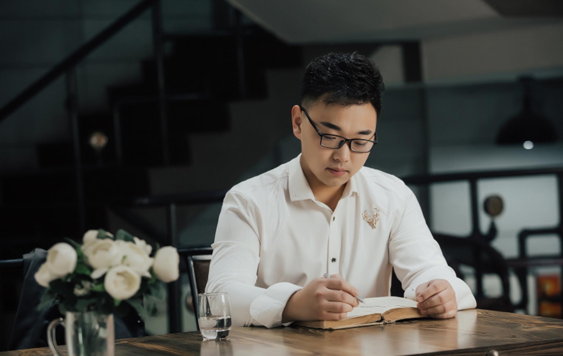 Chen Ang: At this moment, I am a little in love with the ups and downs ...