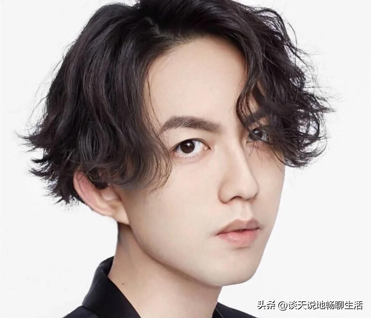 Why do many people like music ghost singer Lin Youjia - iNEWS