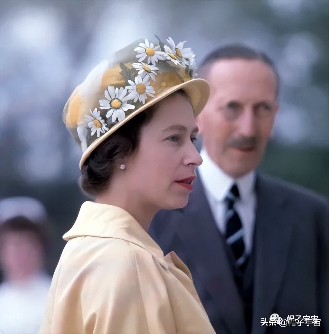 Queen Elizabeth's 25 Best Hats of All Time - iNEWS