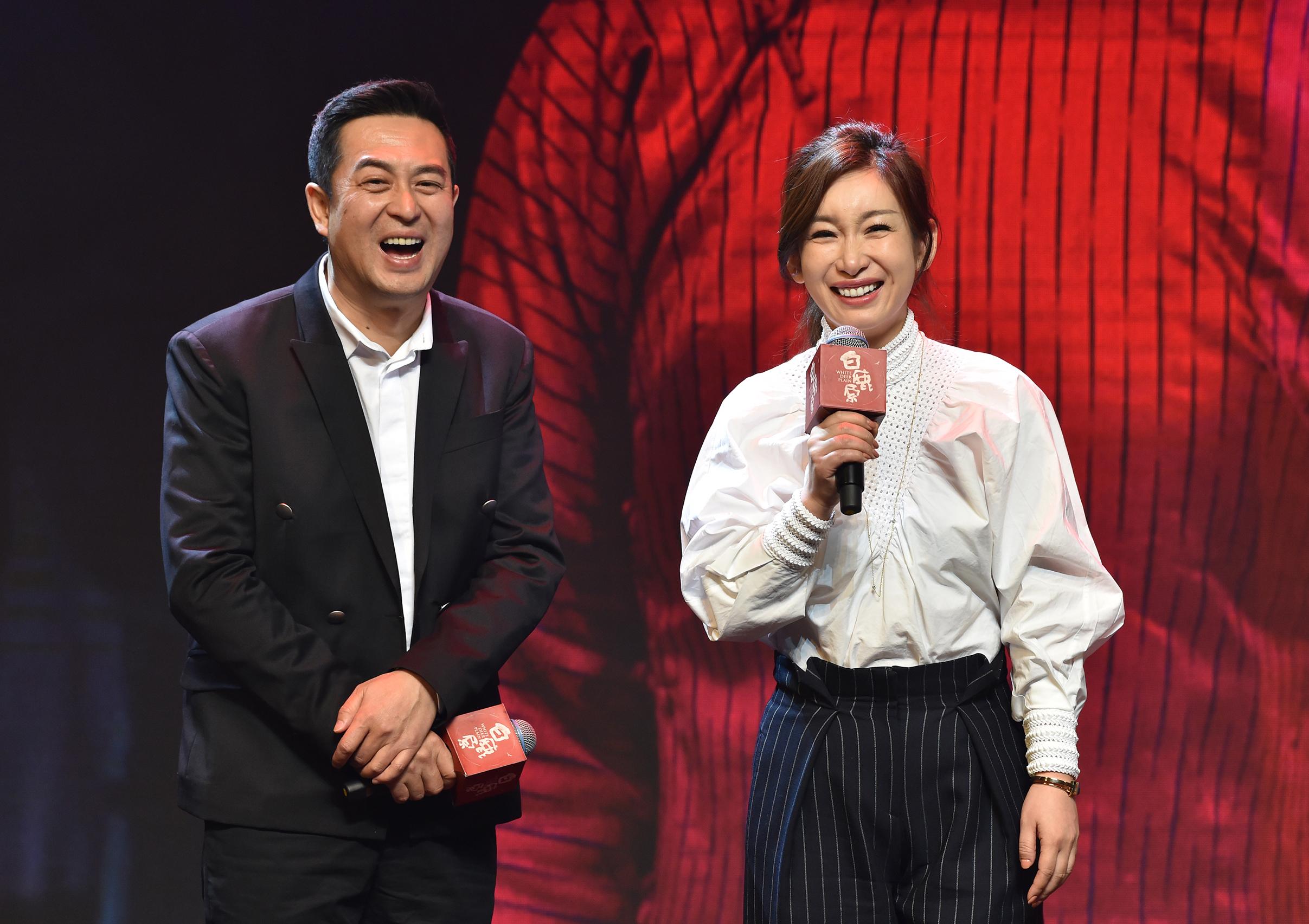 Qin Hailu worked with Zhang Jiayi on Bailuyuan just after giving birth ...