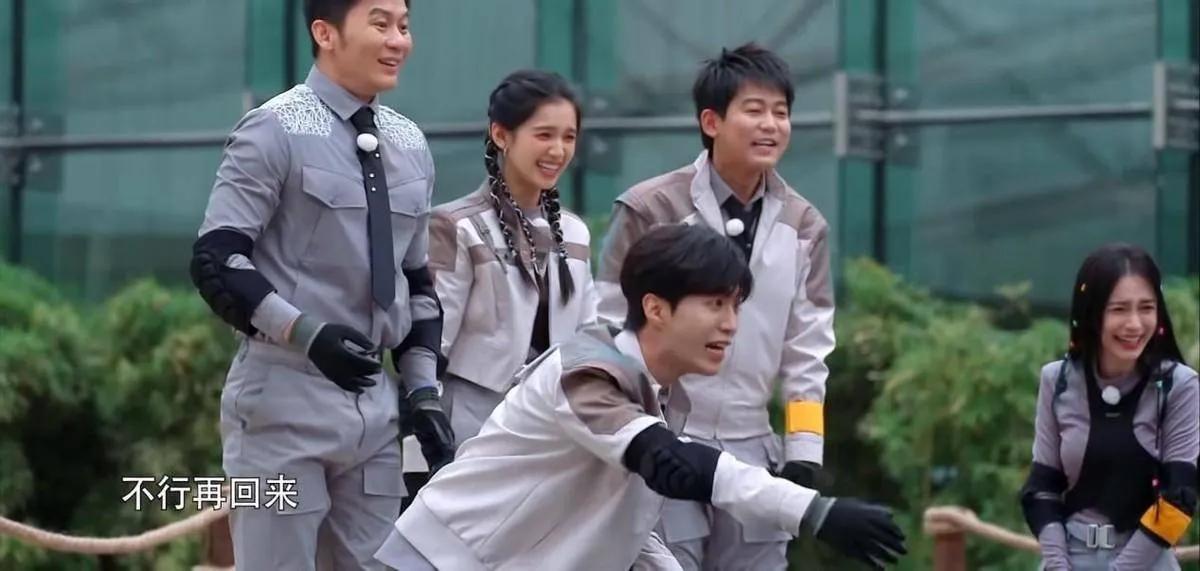 The sentence "Girls are a burden" exposed Li Chen's character, no ...