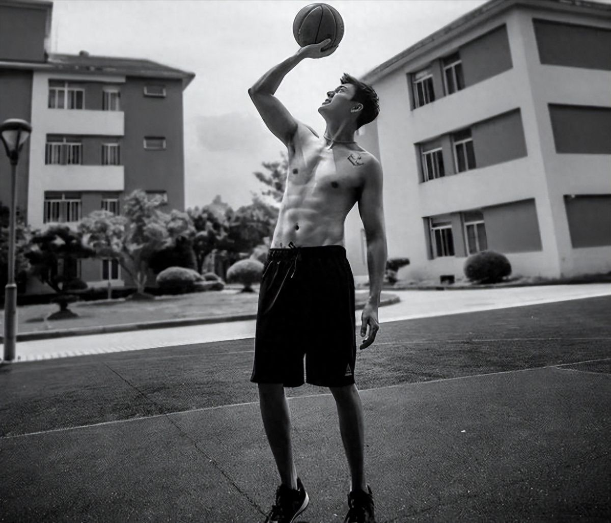 Celebrities who suffered from "ineffective fitness" suffered from hair ...