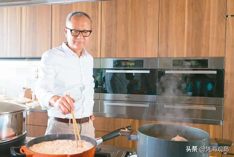 Love food, enjoy life, almost married "Hong Kong's No. 1 Beauty" - iNEWS