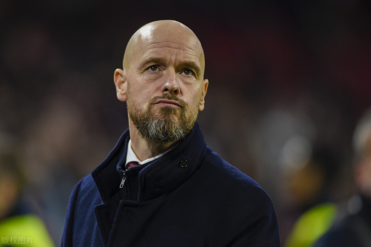 Eighth member of management leaves, Manchester United review management ...