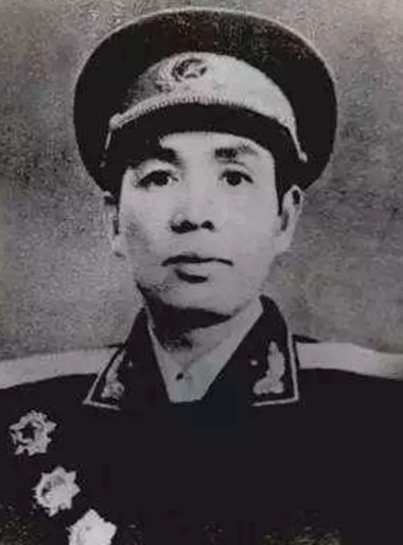 In 1990, Ding Sheng wanted to go back to Guangzhou to spend his later ...