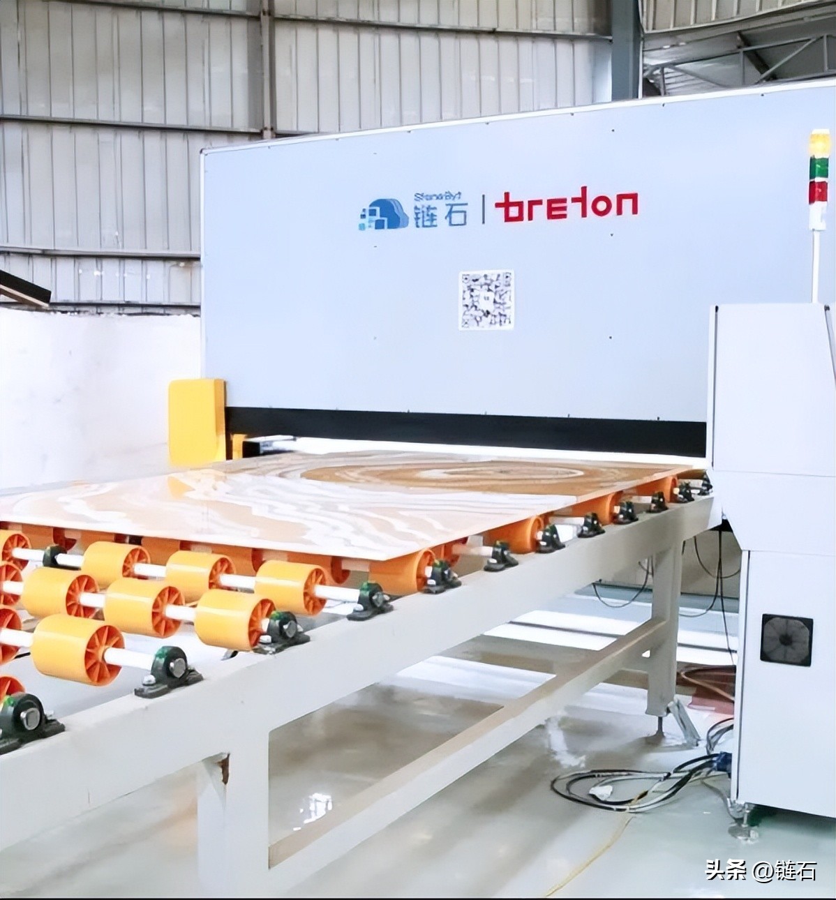 Traditional factory VS digital factory, the gap is clear at a glance ...