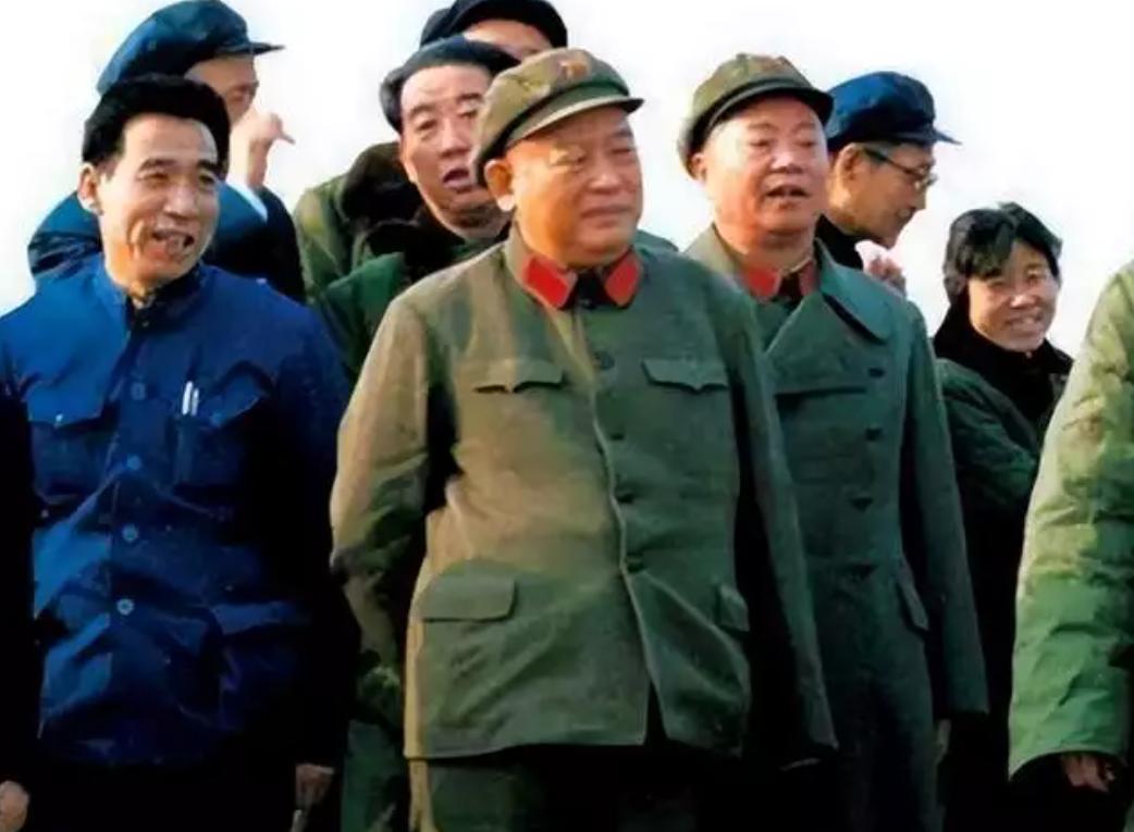 Yu Qiuli, a one-armed general who lost his arm during the Long March ...