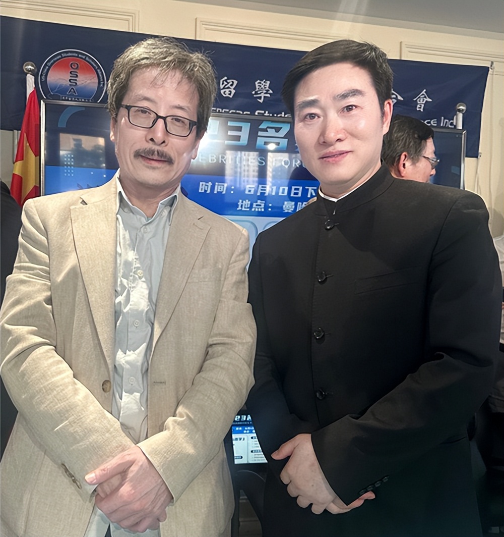 Chinese painting master Wang Yugen was invited to teach Chinese ...