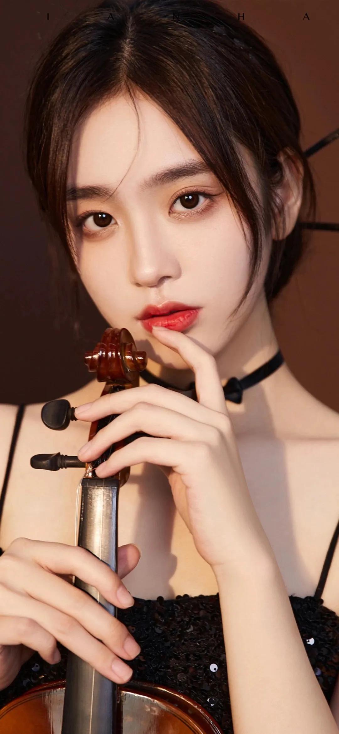 a girl longing for love - iNEWS