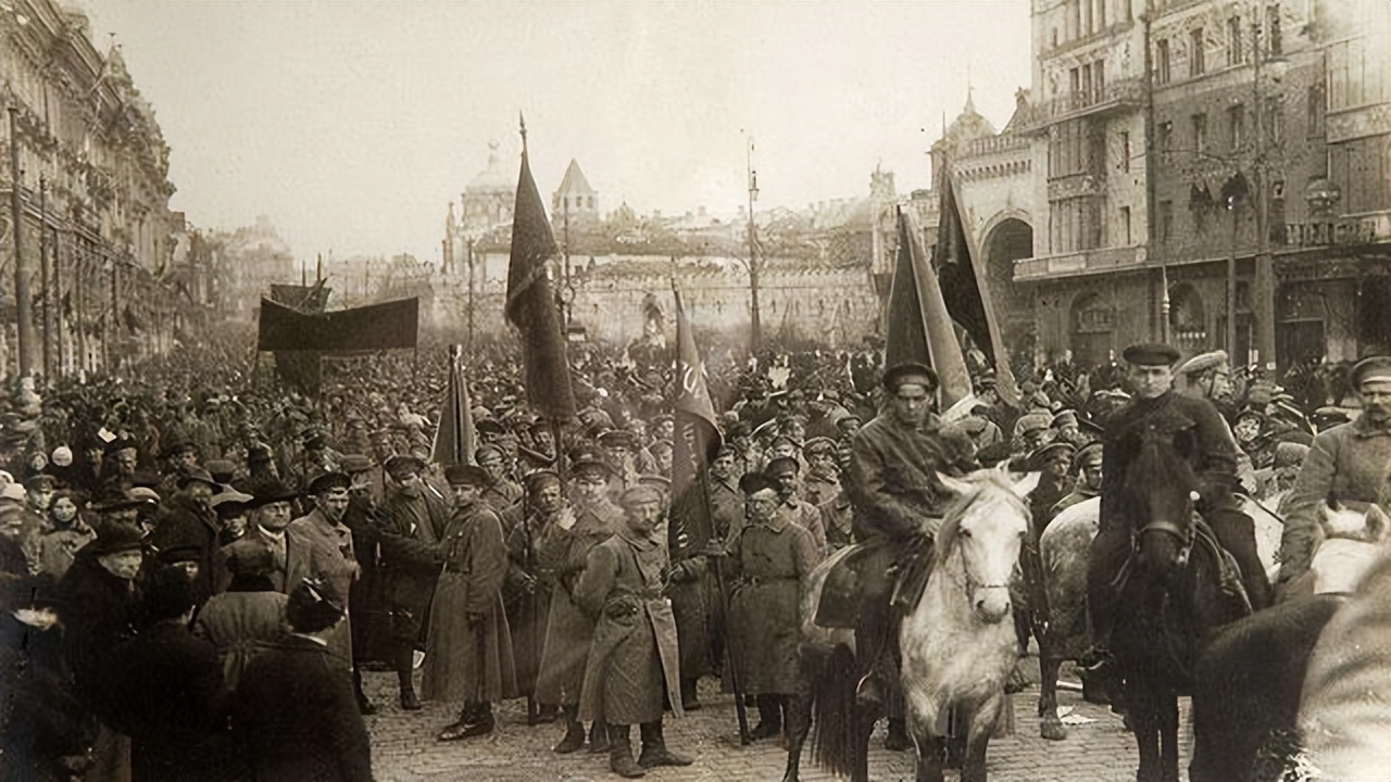 In the 1860s, Russian industry was complex and diverse. What kind of ...