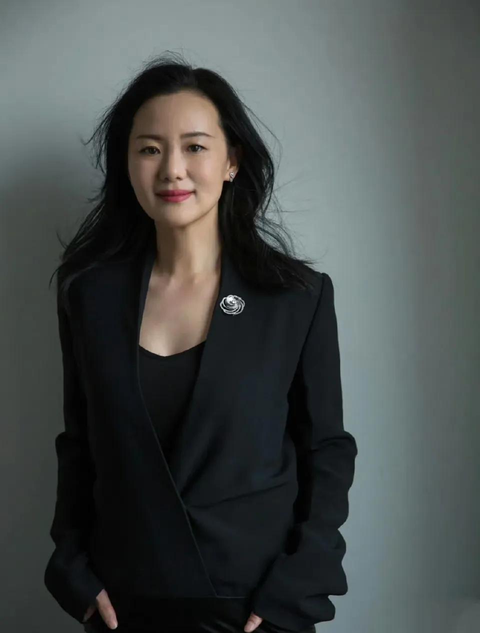 Intellectual Elegance: Yongmei - iNEWS