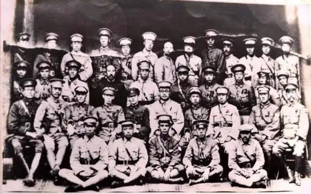 Who were the commanders of the eight armies in the Northern Expedition ...