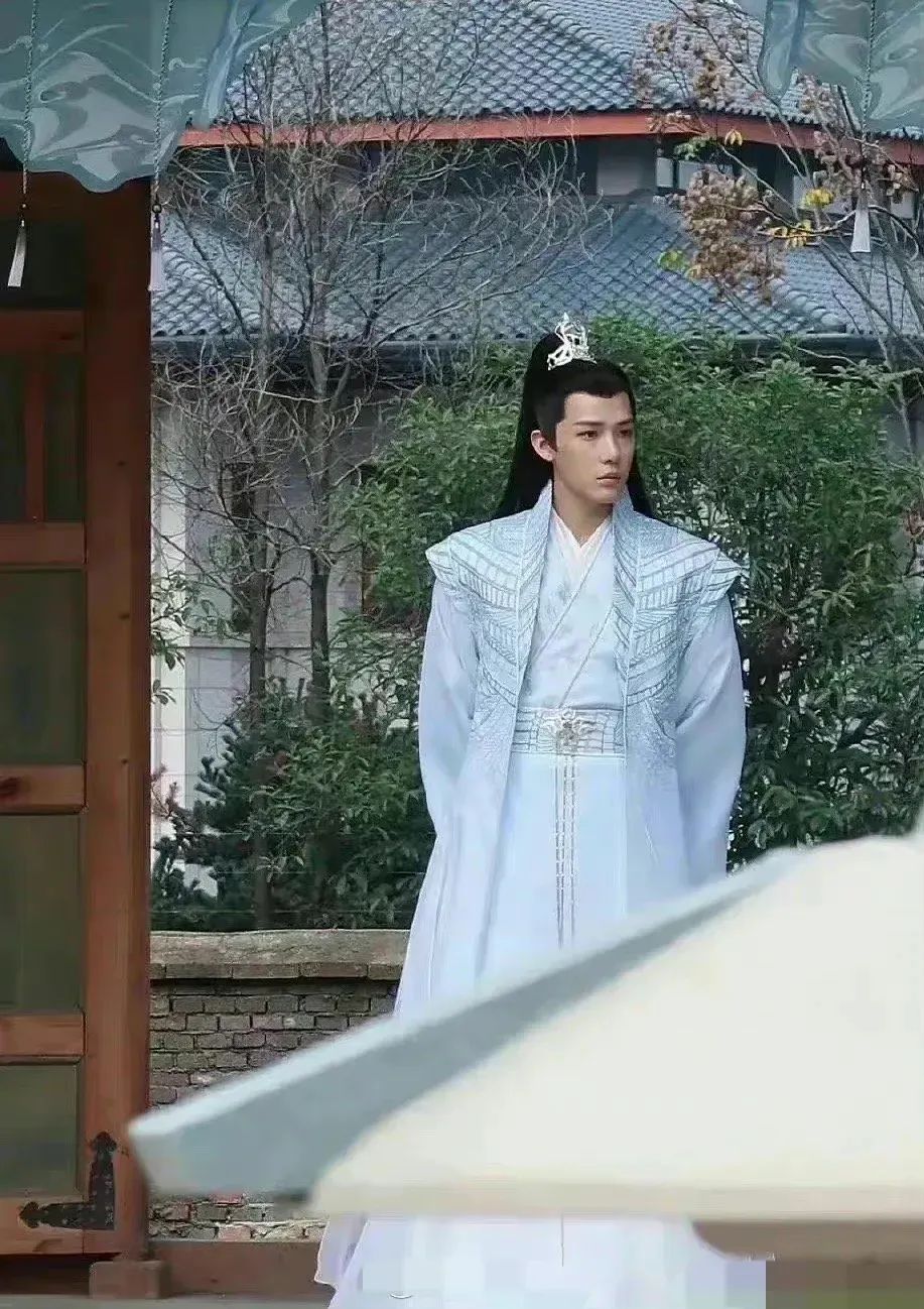 Talk about the makeup of the stylist for Flow Peanut?Huang Wei, Chen Tongxun, Yi Xiaoya, Zhang ...