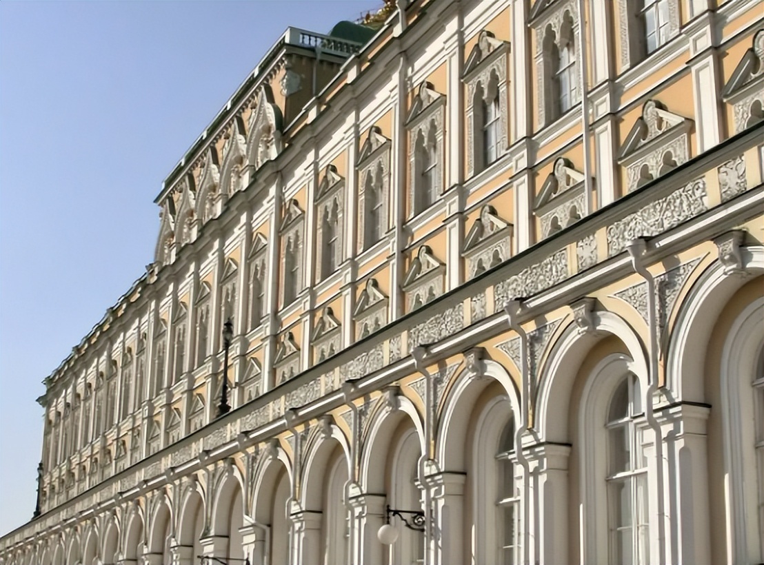 Why is the Kremlin a symbol of Russian power and history? - iNEWS