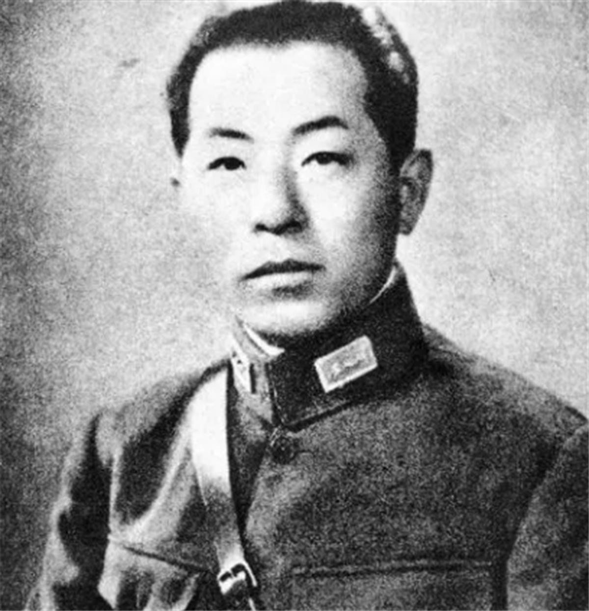 Li Zongren scolded Chiang Kai-shek in his memoirs. After reading it ...