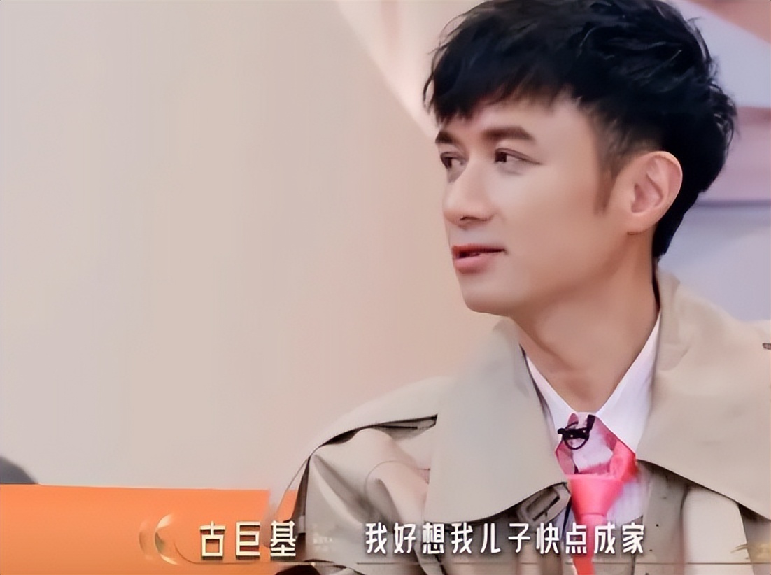 Leo Ku fondly recalls his son's growth: The age gap is nearly 50 years ...