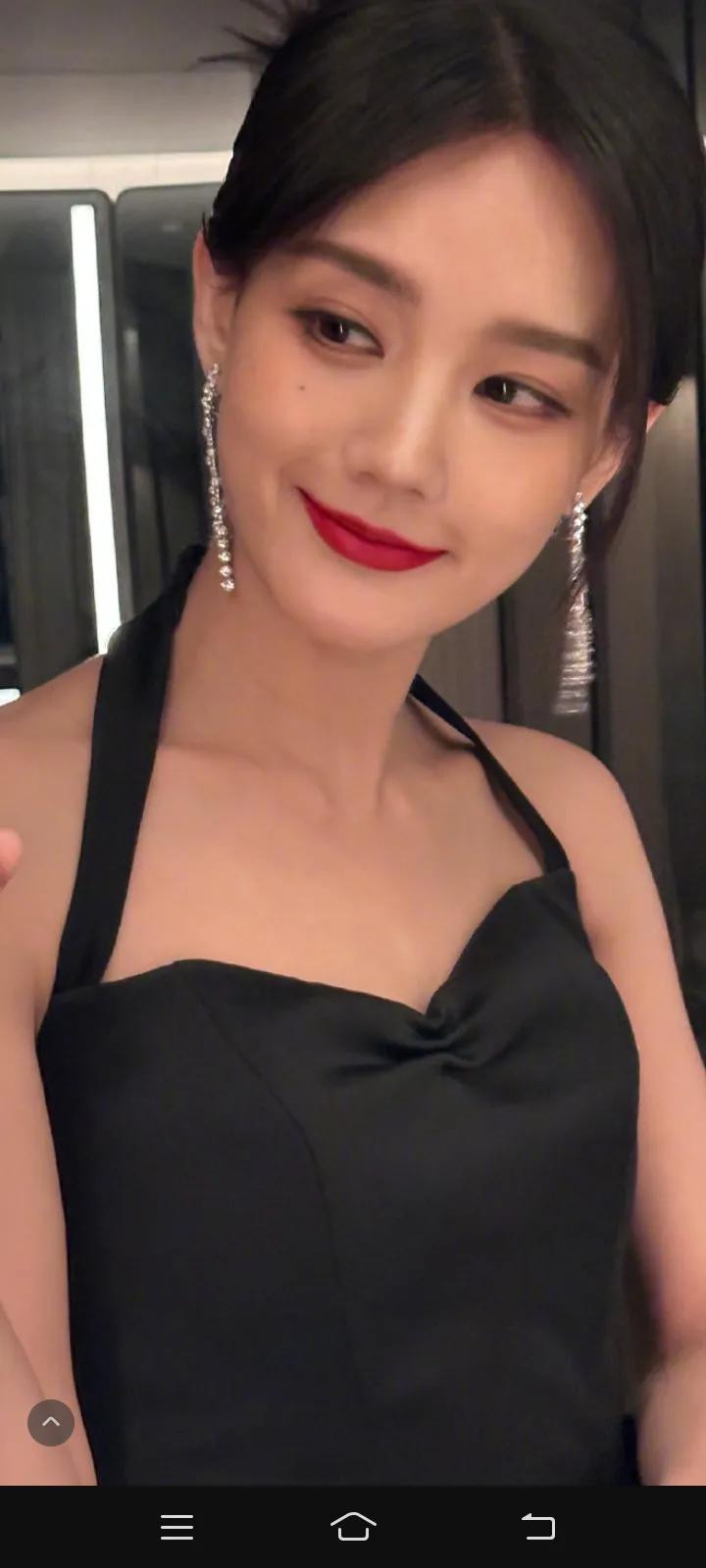 Li Yitong's beautiful picture 22 - iMedia