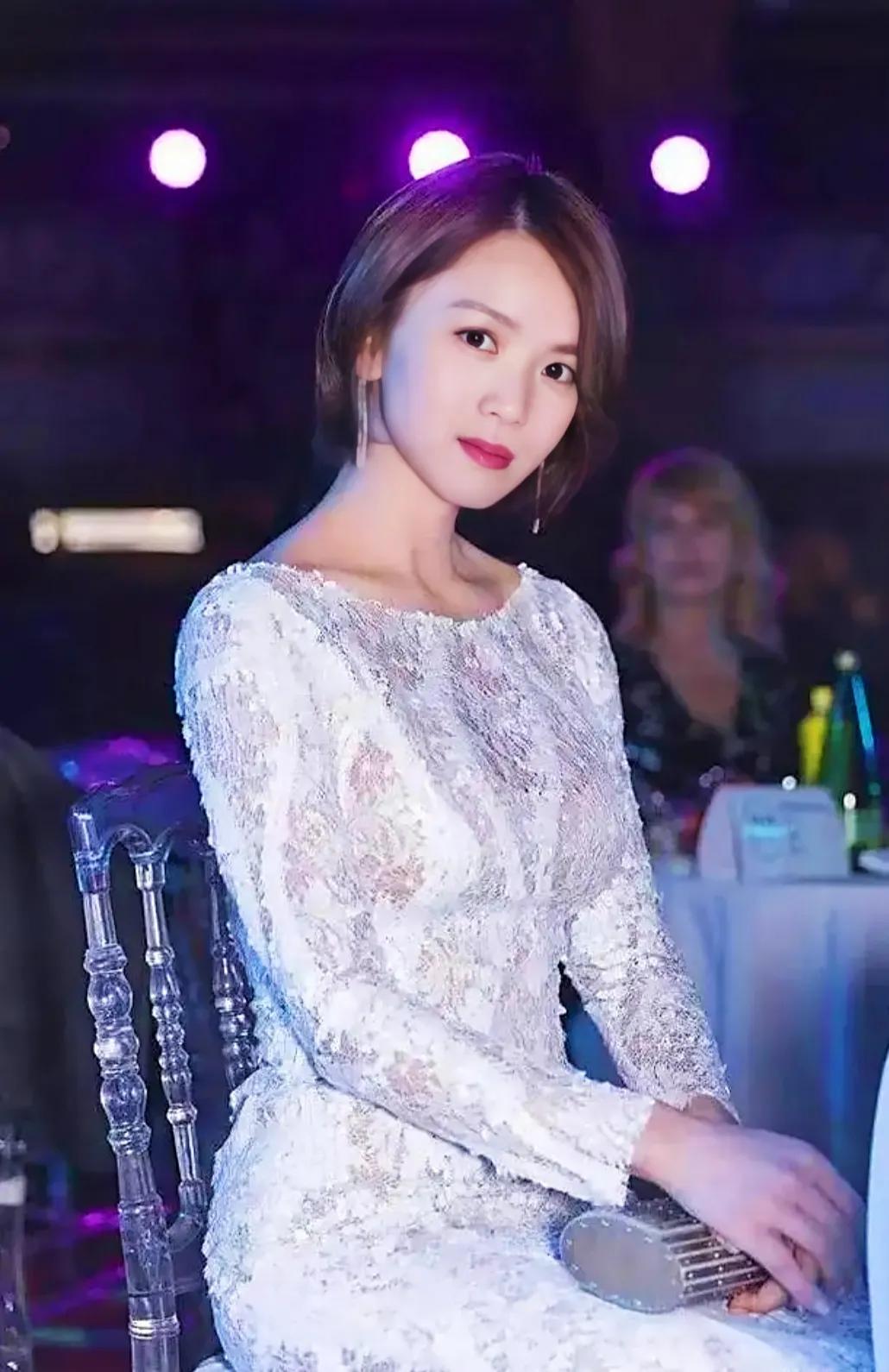 Cao Xiwen is so beautiful - iNEWS