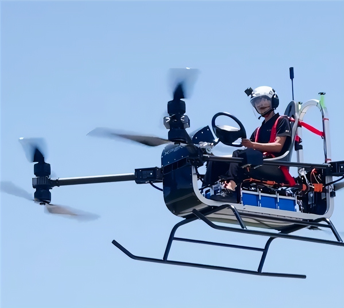Flying car control video: steering wheel + gear lever control, one-key ...