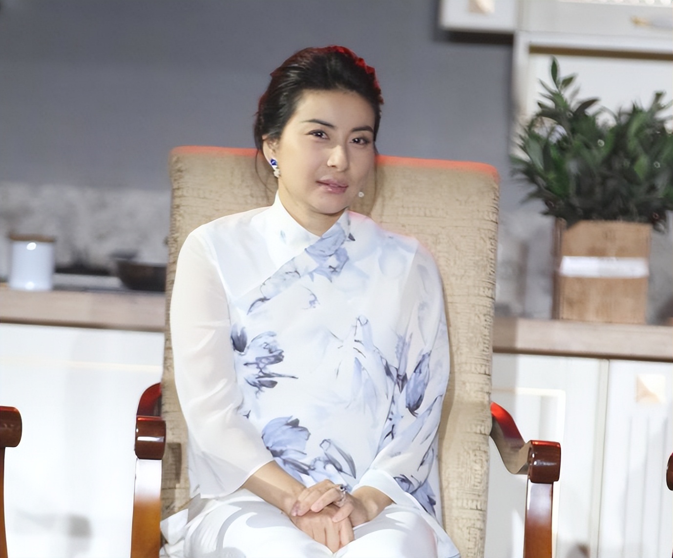 Guo Jingjing couldn't bear her father-in-law Huo Zhenting, so she broke ...