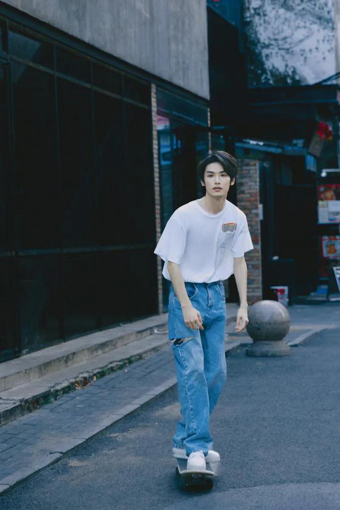 The pure photo of Yu Zheng's artist Zhao Yiqin - iMedia