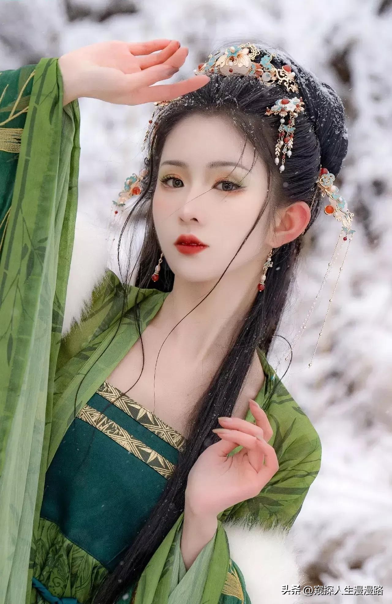 When did Han Shaodi Liu Bian ascend the throne? Who came to the throne ...