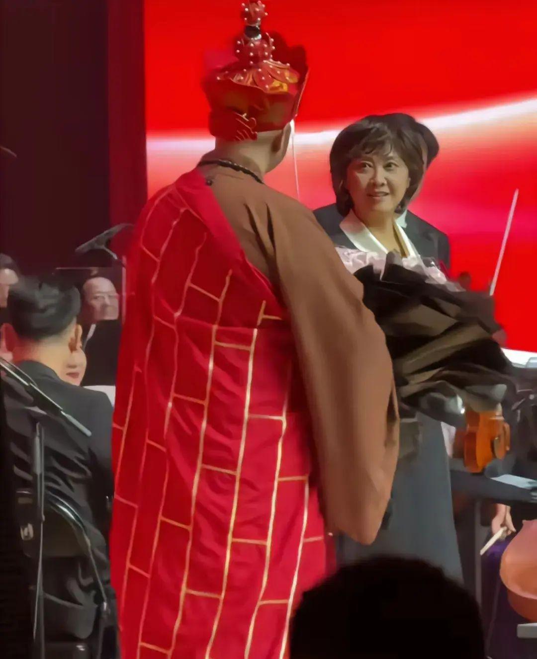 72-year-old Zhu Lin plays Tang Monk in stunning reappearance - iNEWS