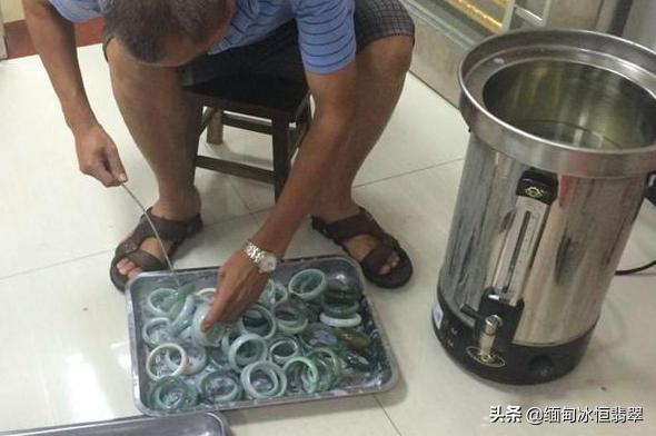 Waxed jade jewelry must be bad, right?What is the function of wax, have ...