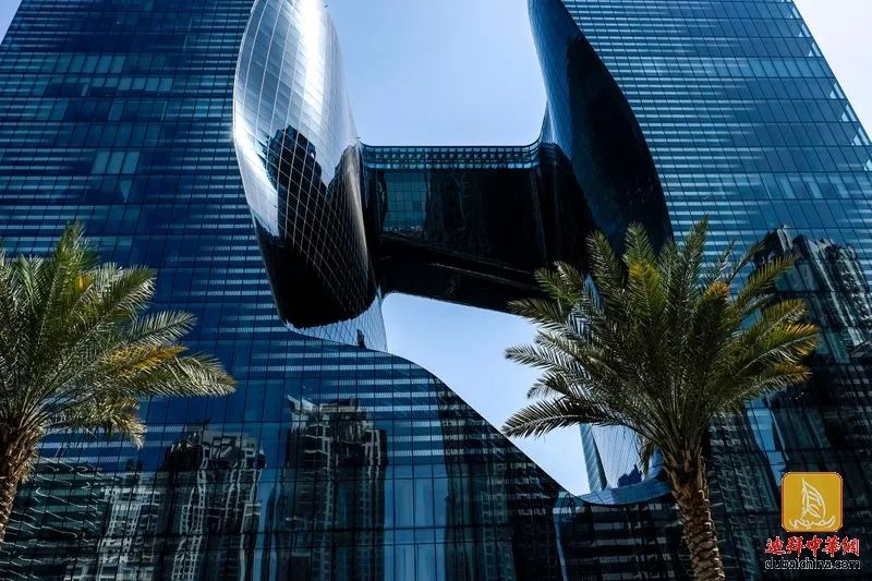 The local tyrant Dubai "strange" and "shocked" the building, the ...