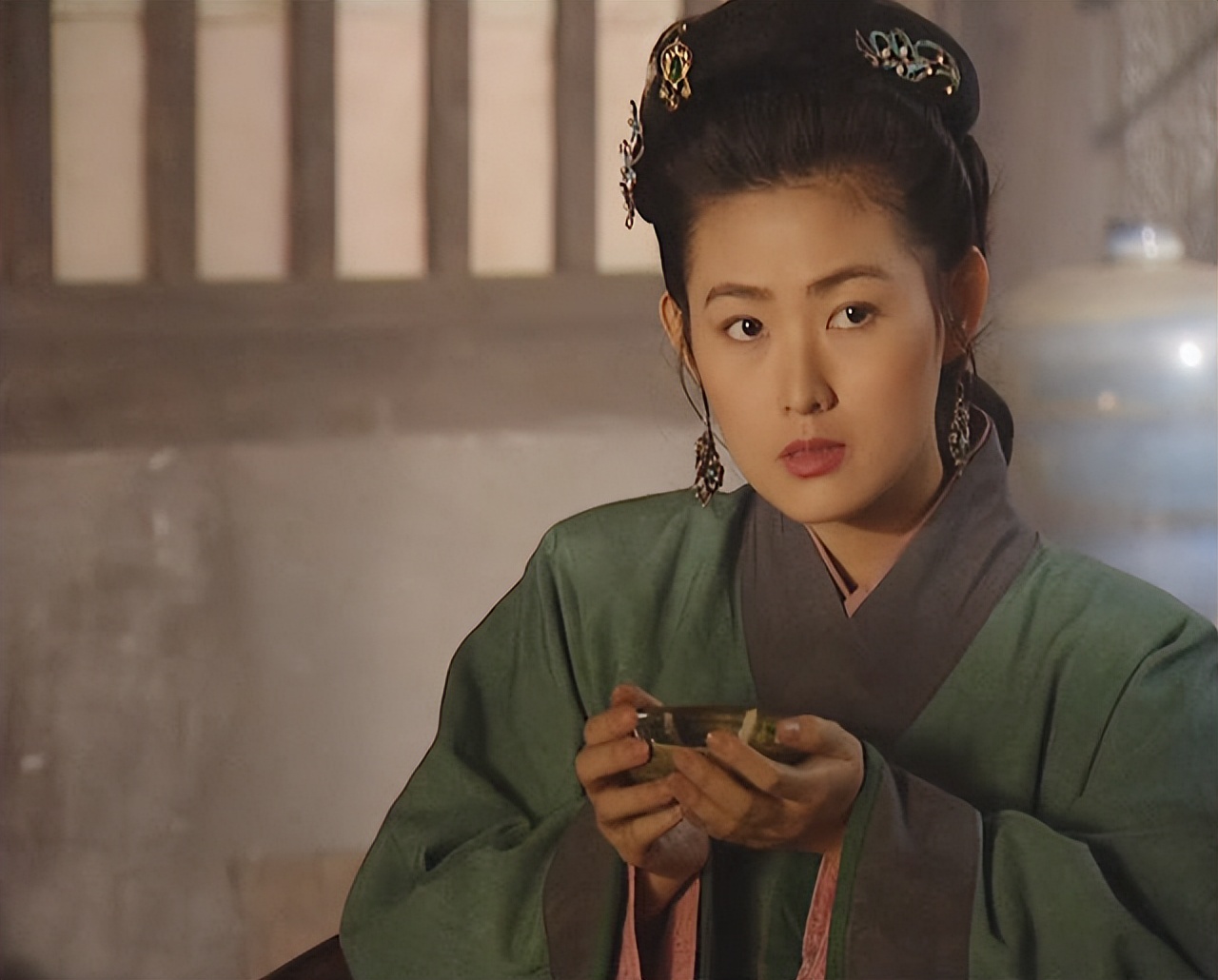 "The most beautiful Pan Jinlian" Wang Siyi, was abandoned twice by "Wu ...