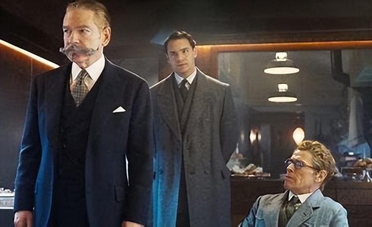 Peter Ustinov participated in "Murder on the Orient Express" and ...
