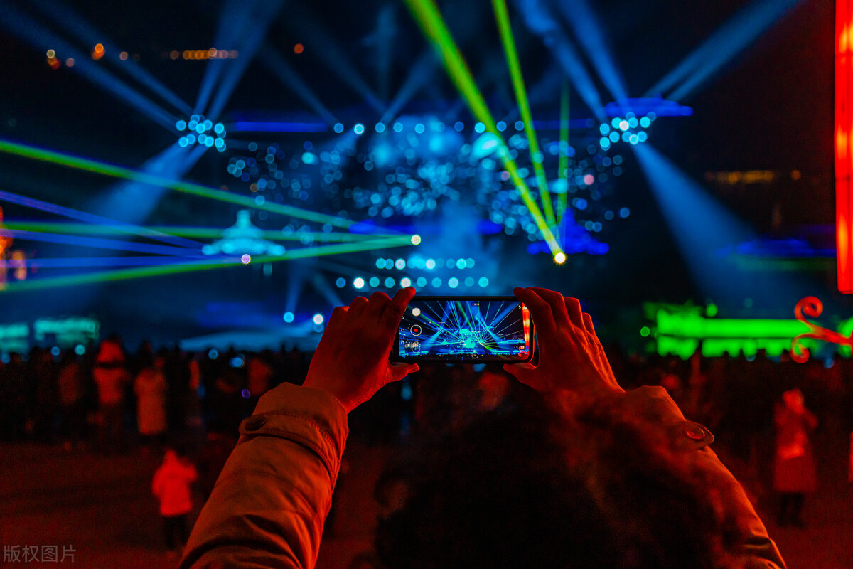 Why do celebrities come to Xi'an for a concert in 2023 - iMedia