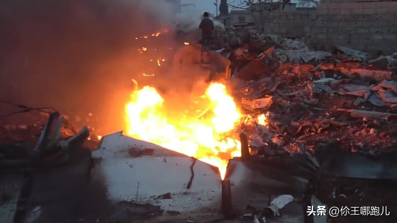 Fighting in the dark: Ukrainian arms depot comes under heavy attack by ...