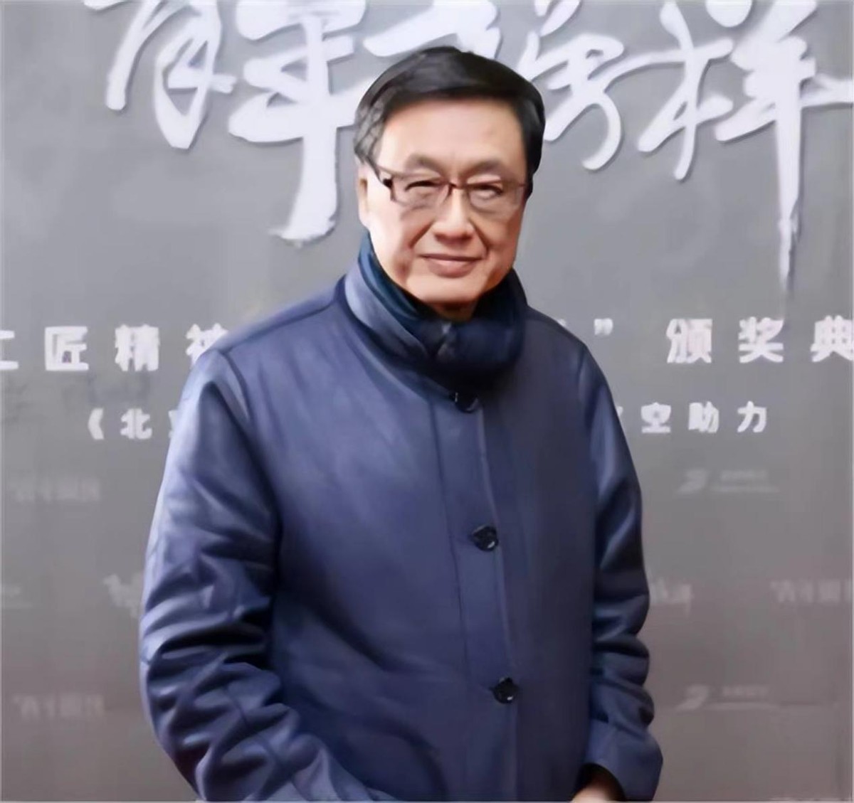 Photographer Wang Wenlan: When his son got sick and divorced Ni Ping ...